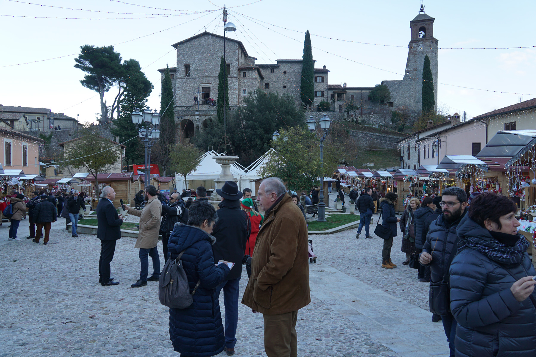 Il Natale di Greccio: uno sguardo al Primo Presepe dal cuore della ...
